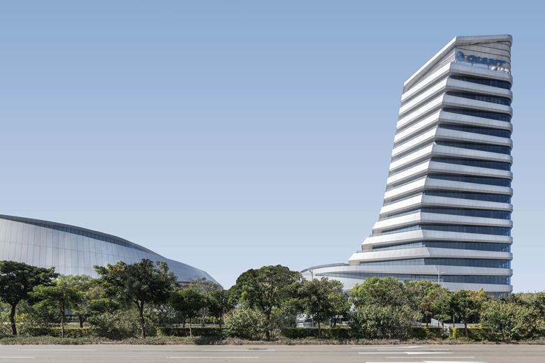 Home | The Outdoor Industry Compass